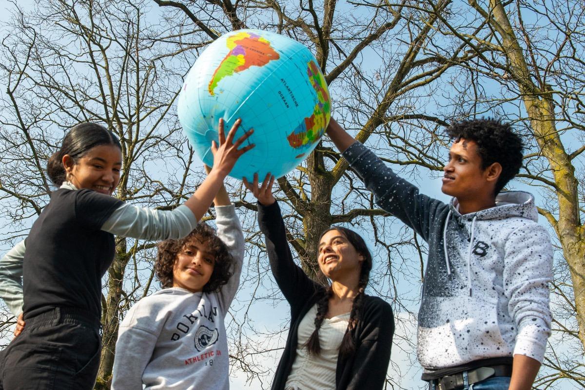 School flyer - ISK Wereldschool